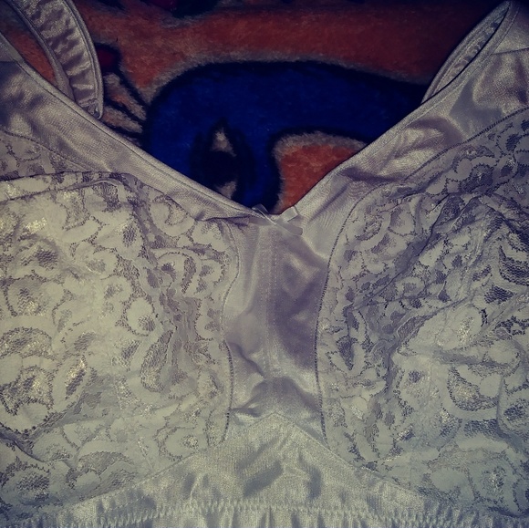 Playtex | Intimates & Sleepwear | Cant Findbrand New Playtex 8 Hour Bra ...